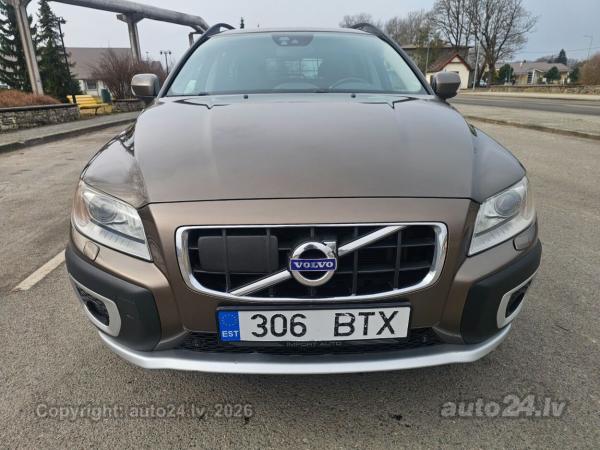 Brūns Volvo XC70 2013 Paide, ar dzinēja tilpumu 2.40 L un nobraukumu 393 tūkst. km par 9750 €, foto 2 vietnē AUTOMOTO.COM.LV