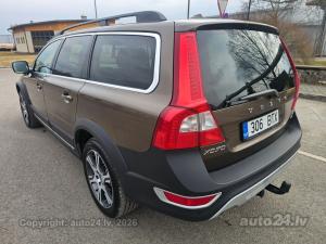 Brown Volvo XC70 2013 in Paide, with an engine capacity of 2.40 L and mileage of 393 thousand km for 9750 €, photo 4 on AUTOMOTO.COM.LV