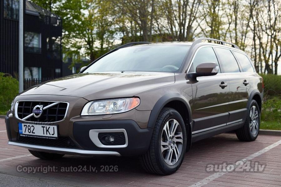 Коричневый Вольво ХС70 2013 в Таллин, объемом двигателя 2.40 л и пробегом 257 тыс. км за 13000 €, фото 5 на AUTOMOTO.COM.LV