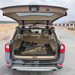 Brūns Volvo XC70 2013 Tallina, ar dzinēja tilpumu 2.40 L un nobraukumu 249 tūkst. km par 9500 €, foto 5 vietnē AUTOMOTO.COM.LV