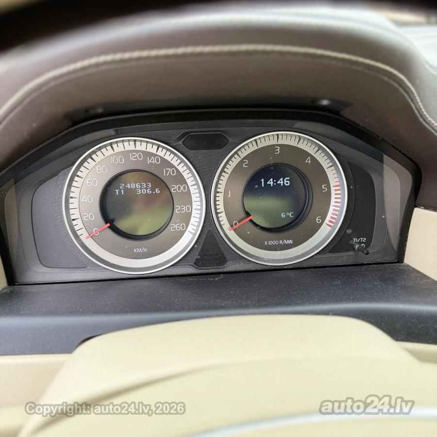 Brūns Volvo XC70 2013 Tallina, ar dzinēja tilpumu 2.40 L un nobraukumu 249 tūkst. km par 9500 €, foto 10 vietnē AUTOMOTO.COM.LV