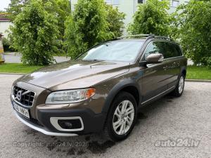 Brūns Volvo XC70 2013 Elva, ar dzinēja tilpumu 2.40 L un nobraukumu 183 tūkst. km par 15000 €, foto  vietnē AUTOMOTO.COM.LV