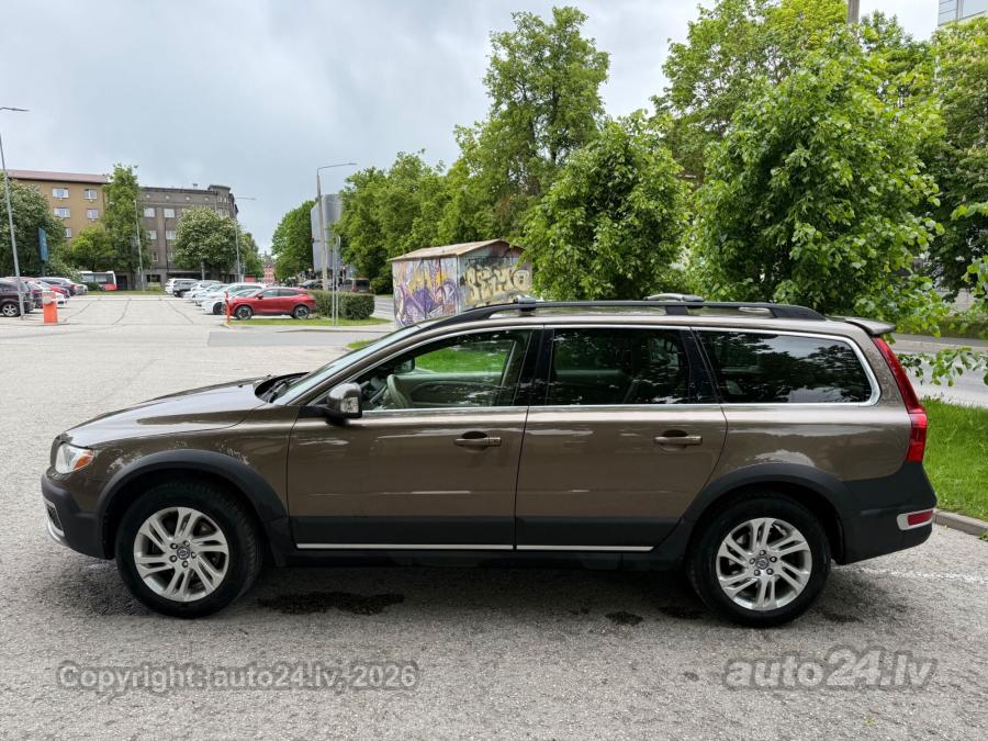 Brown Volvo XC70 2013 in Elva, with an engine capacity of 2.40 L and mileage of 183 thousand km for 15000 €, photo 3 on AUTOMOTO.COM.LV