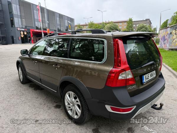 Brown Volvo XC70 2013 in Elva, with an engine capacity of 2.40 L and mileage of 183 thousand km for 15000 €, photo 3 on AUTOMOTO.COM.LV