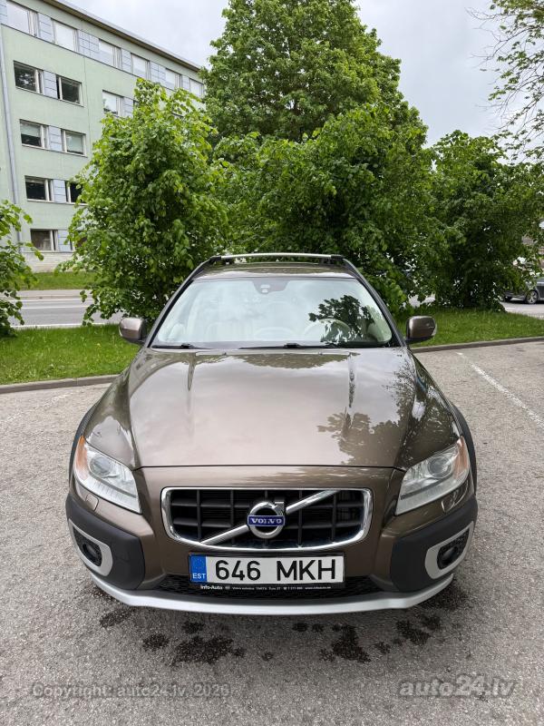 Brown Volvo XC70 2013 in Elva, with an engine capacity of 2.40 L and mileage of 183 thousand km for 15000 €, photo 8 on AUTOMOTO.COM.LV