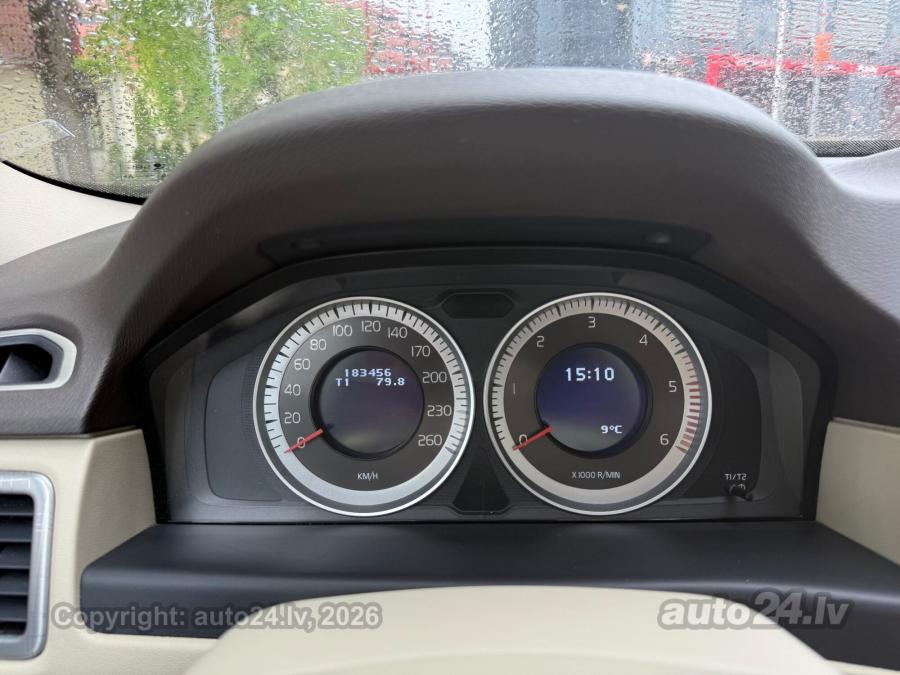 Brown Volvo XC70 2013 in Elva, with an engine capacity of 2.40 L and mileage of 183 thousand km for 15000 €, photo 11 on AUTOMOTO.COM.LV