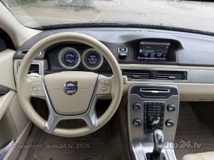 Brown Volvo XC70 2013 in Elva, with an engine capacity of 2.40 L and mileage of 183 thousand km for 15000 €, photo 14 on AUTOMOTO.COM.LV