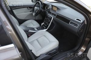 Brūns Volvo XC70 2013 Rīga, ar dzinēja tilpumu 2.00 L un nobraukumu 270 tūkst. km par 7990 €, foto 9 vietnē AUTOMOTO.COM.LV