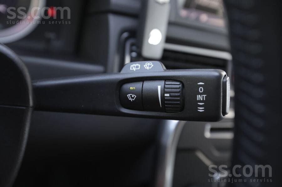 Brūns Volvo XC70 2013 Rīga, ar dzinēja tilpumu 2.00 L un nobraukumu 270 tūkst. km par 7990 €, foto 14 vietnē AUTOMOTO.COM.LV