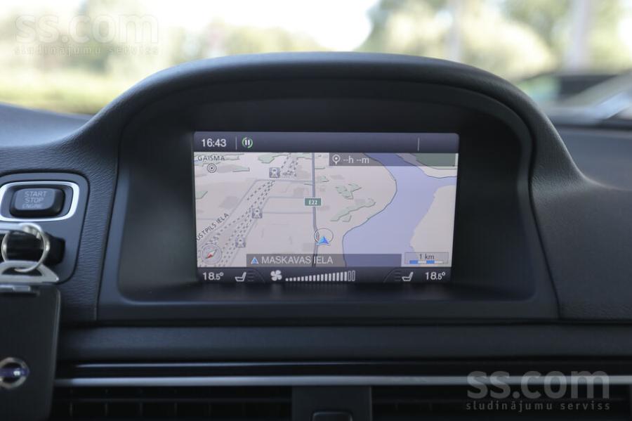 Brūns Volvo XC70 2013 Rīga, ar dzinēja tilpumu 2.00 L un nobraukumu 270 tūkst. km par 7990 €, foto 17 vietnē AUTOMOTO.COM.LV
