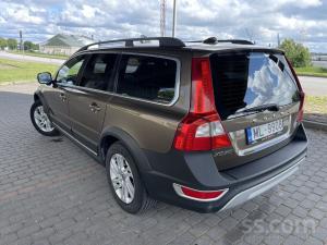 Brown Volvo XC70 2013 in Ventspils, with an engine capacity of 2.00 L and mileage of 252 thousand km for 8990 €, photo 7 on AUTOMOTO.COM.LV