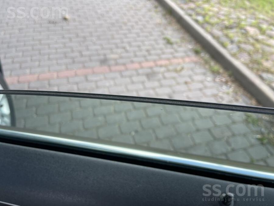 Brown Volvo XC70 2013 in Ventspils, with an engine capacity of 2.00 L and mileage of 252 thousand km for 8990 €, photo 35 on AUTOMOTO.COM.LV