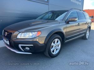Brown Volvo XC70 2013 in Kuressaare, with an engine capacity of 2.40 L and mileage of 365 thousand km for 9990 €, photo  on AUTOMOTO.COM.LV