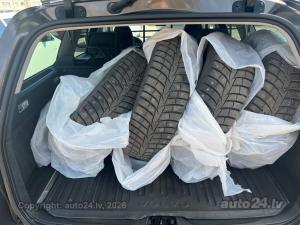 Brūns Volvo XC70 2013 Kuresāre, ar dzinēja tilpumu 2.40 L un nobraukumu 365 tūkst. km par 9990 €, foto 16 vietnē AUTOMOTO.COM.LV