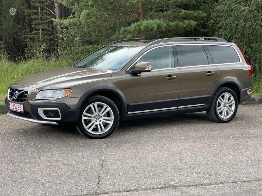 Brūns Volvo XC70 2013 Šauļi, ar dzinēja tilpumu 2.95 L un nobraukumu 234 tūkst. km par 8950 €, foto 4 vietnē AUTOMOTO.COM.LV