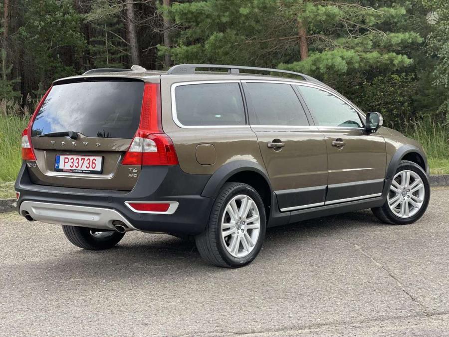 Brūns Volvo XC70 2013 Šauļi, ar dzinēja tilpumu 2.95 L un nobraukumu 234 tūkst. km par 8950 €, foto 8 vietnē AUTOMOTO.COM.LV