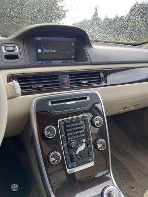 Brūns Volvo XC70 2013 Šauļi, ar dzinēja tilpumu 2.95 L un nobraukumu 234 tūkst. km par 8950 €, foto 12 vietnē AUTOMOTO.COM.LV