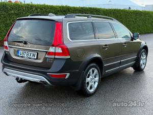 Brūns Volvo XC70 2013 Tallina, ar dzinēja tilpumu 2.40 L un nobraukumu 326 tūkst. km par 10499 €, foto 10 vietnē AUTOMOTO.COM.LV