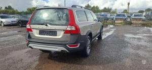 Brown Volvo XC70 2013 in Kretinga, with an engine capacity of 2.40 L and mileage of 331 thousand km for 9200 €, photo 16 on AUTOMOTO.COM.LV