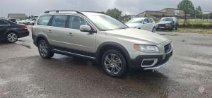 Brown Volvo XC70 2013 in Kretinga, with an engine capacity of 2.40 L and mileage of 331 thousand km for 9200 €, photo 18 on AUTOMOTO.COM.LV