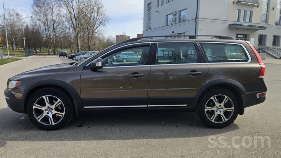 Brūns Volvo XC70 2014 Rēzekne, ar dzinēja tilpumu 2.00 L un nobraukumu 306 tūkst. km par 11700 €, foto 5 vietnē AUTOMOTO.COM.LV