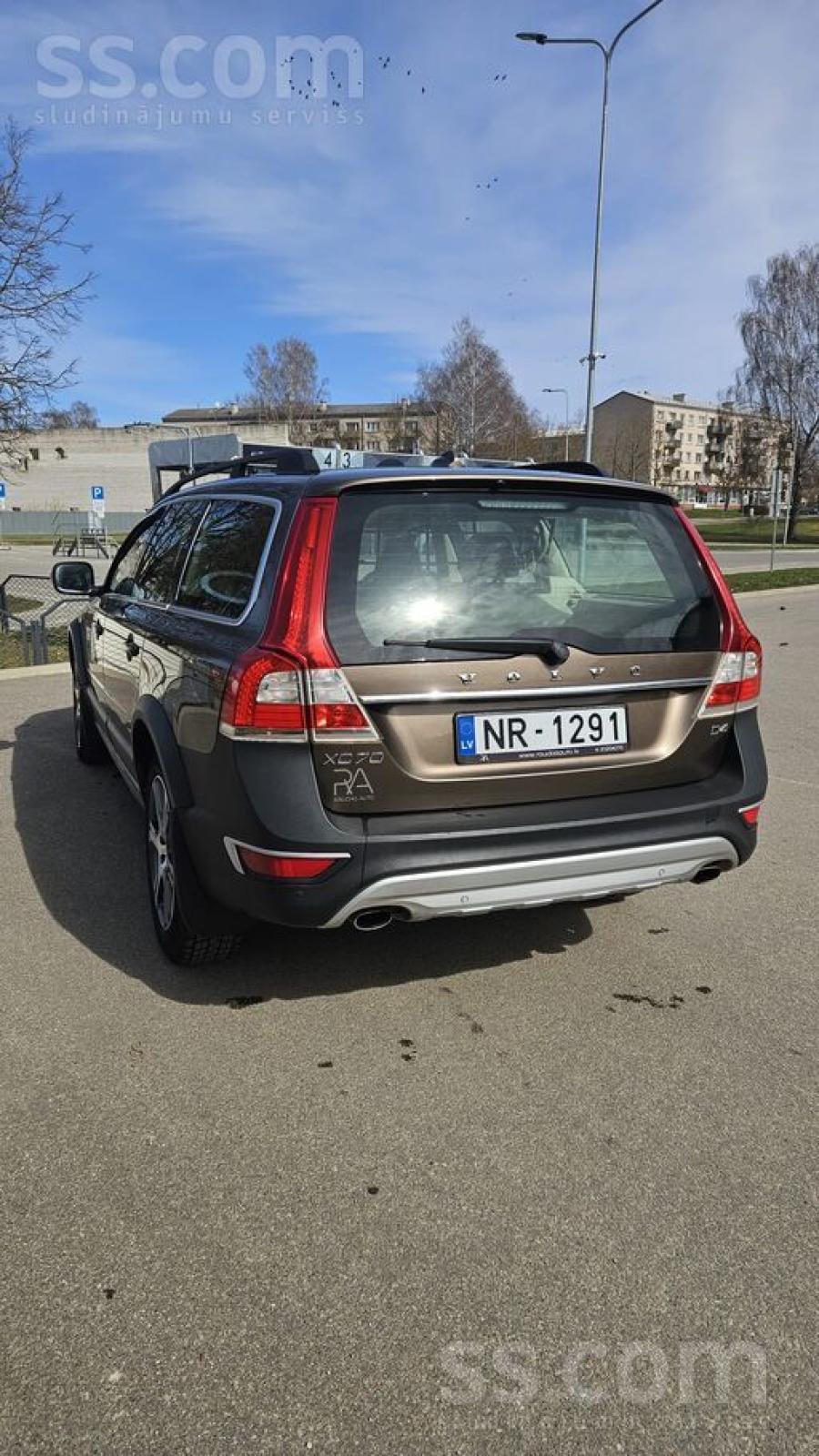 Brūns Volvo XC70 2014 Rēzekne, ar dzinēja tilpumu 2.00 L un nobraukumu 306 tūkst. km par 11700 €, foto 6 vietnē AUTOMOTO.COM.LV