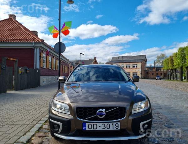 Brūns Volvo XC70 2014 Jelgava, ar dzinēja tilpumu 2.40 L un nobraukumu 212 tūkst. km par 13000 €, foto 5 vietnē AUTOMOTO.COM.LV
