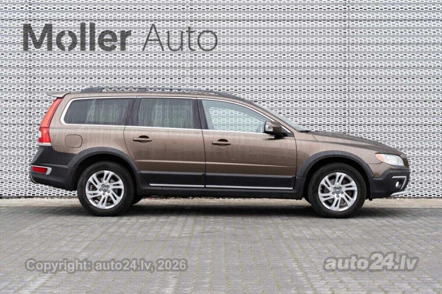 Brown Volvo XC70 2014 in Riga, with an engine capacity of 2.00 L and mileage of 289 thousand km for 9490 €, photo 5 on AUTOMOTO.COM.LV