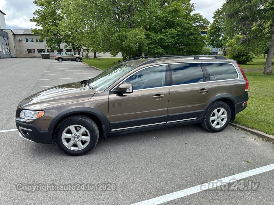 Brūns Volvo XC70 2014 Tallina, ar dzinēja tilpumu 2.40 L un nobraukumu 215 tūkst. km par 14000 €, foto 6 vietnē AUTOMOTO.COM.LV