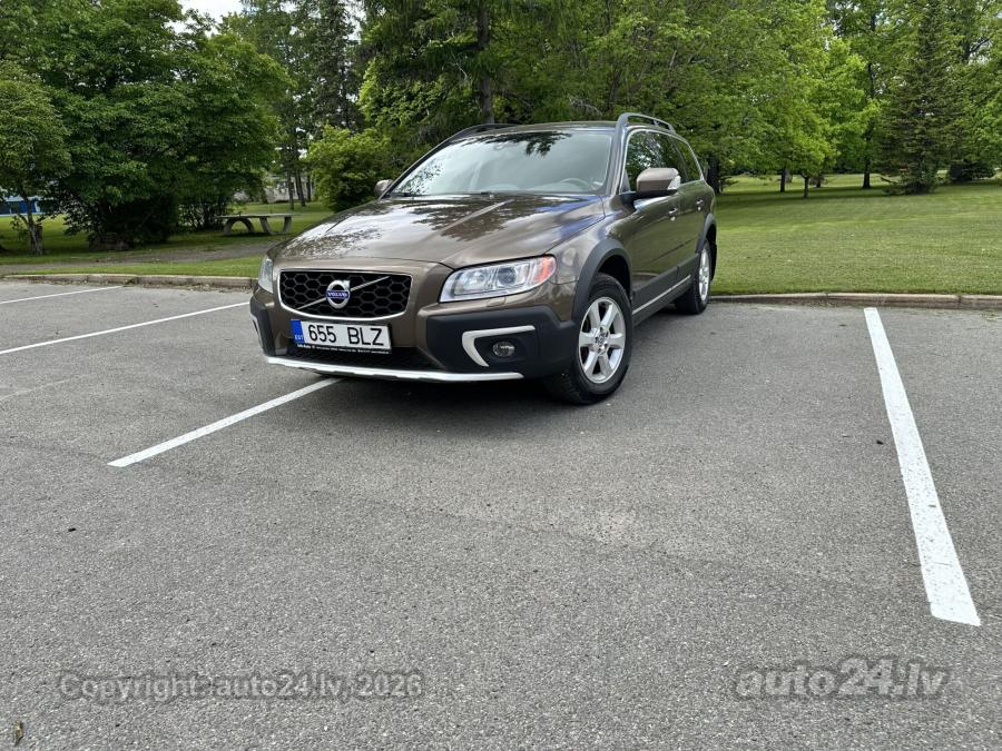 Brūns Volvo XC70 2014 Tallina, ar dzinēja tilpumu 2.40 L un nobraukumu 215 tūkst. km par 14000 €, foto 14 vietnē AUTOMOTO.COM.LV