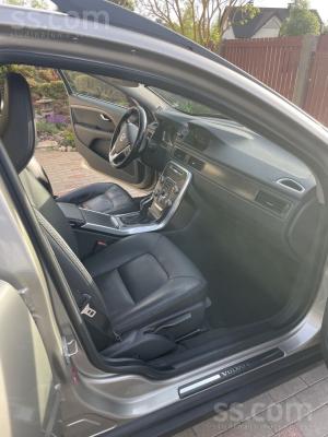 Brūns Volvo XC70 2014 Rīga, ar dzinēja tilpumu 2.00 L un nobraukumu 333 tūkst. km par 8300 €, foto 7 vietnē AUTOMOTO.COM.LV