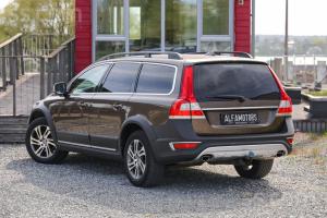 Brūns Volvo XC70 2014 Rīga, ar dzinēja tilpumu 2.00 L un nobraukumu 0 tūkst. km par 8990 €, foto 4 vietnē AUTOMOTO.COM.LV