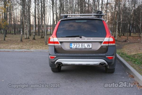 Brūns Volvo XC70 2014 Tallina, ar dzinēja tilpumu 2.40 L un nobraukumu 270 tūkst. km par 11500 €, foto 3 vietnē AUTOMOTO.COM.LV
