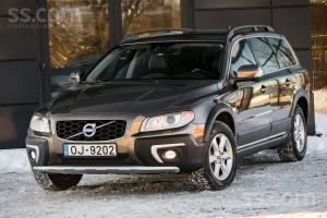 Brown Volvo XC70 2014 in Jelgava, with an engine capacity of 2.40 L and mileage of 0 thousand km for 11490 €, photo 4 on AUTOMOTO.COM.LV