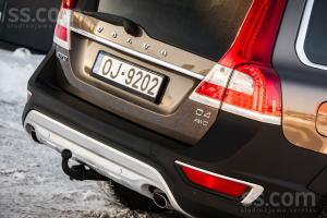Brown Volvo XC70 2014 in Jelgava, with an engine capacity of 2.40 L and mileage of 0 thousand km for 11490 €, photo 10 on AUTOMOTO.COM.LV