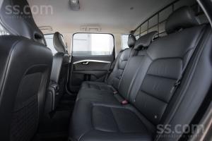 Brown Volvo XC70 2014 in Jelgava, with an engine capacity of 2.40 L and mileage of 0 thousand km for 11490 €, photo 17 on AUTOMOTO.COM.LV
