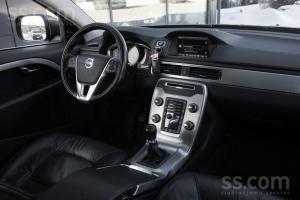 Brown Volvo XC70 2014 in Jelgava, with an engine capacity of 2.40 L and mileage of 0 thousand km for 11490 €, photo 21 on AUTOMOTO.COM.LV
