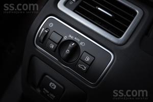 Brown Volvo XC70 2014 in Jelgava, with an engine capacity of 2.40 L and mileage of 0 thousand km for 11490 €, photo 28 on AUTOMOTO.COM.LV