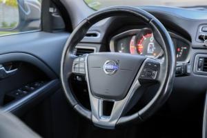 Brown Volvo XC70 2014 in Riga, with an engine capacity of 2.40 L and mileage of 0 thousand km for 14850 €, photo 18 on AUTOMOTO.COM.LV