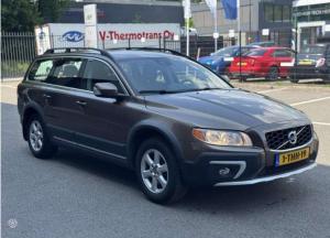 Brūns Volvo XC70 2014 Jonava, ar dzinēja tilpumu 1.97 L un nobraukumu 282 tūkst. km par 9150 €, foto 3 vietnē AUTOMOTO.COM.LV