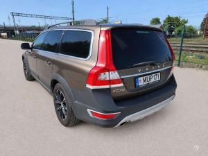 Brown Volvo XC70 2014 in Siauliai, with an engine capacity of 2.00 L and mileage of 339 thousand km for 8600 €, photo 7 on AUTOMOTO.COM.LV