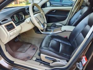 Brown Volvo XC70 2014 in Siauliai, with an engine capacity of 2.00 L and mileage of 339 thousand km for 8600 €, photo 13 on AUTOMOTO.COM.LV