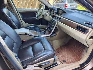 Brown Volvo XC70 2014 in Siauliai, with an engine capacity of 2.00 L and mileage of 339 thousand km for 8600 €, photo 14 on AUTOMOTO.COM.LV