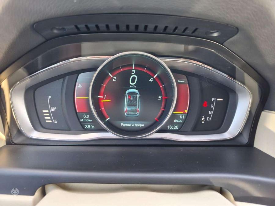 Brown Volvo XC70 2014 in Siauliai, with an engine capacity of 2.00 L and mileage of 339 thousand km for 8600 €, photo 19 on AUTOMOTO.COM.LV