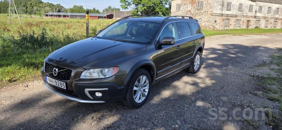 Brūns Volvo XC70 2014 Talsi, ar dzinēja tilpumu 2.00 L un nobraukumu 296 tūkst. km par 9900 €, foto 1 vietnē AUTOMOTO.COM.LV