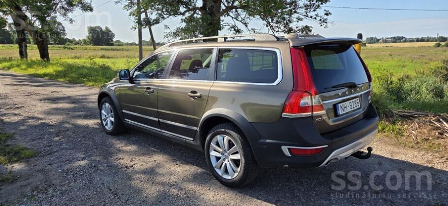Brūns Volvo XC70 2014 Talsi, ar dzinēja tilpumu 2.00 L un nobraukumu 296 tūkst. km par 9900 €, foto 5 vietnē AUTOMOTO.COM.LV