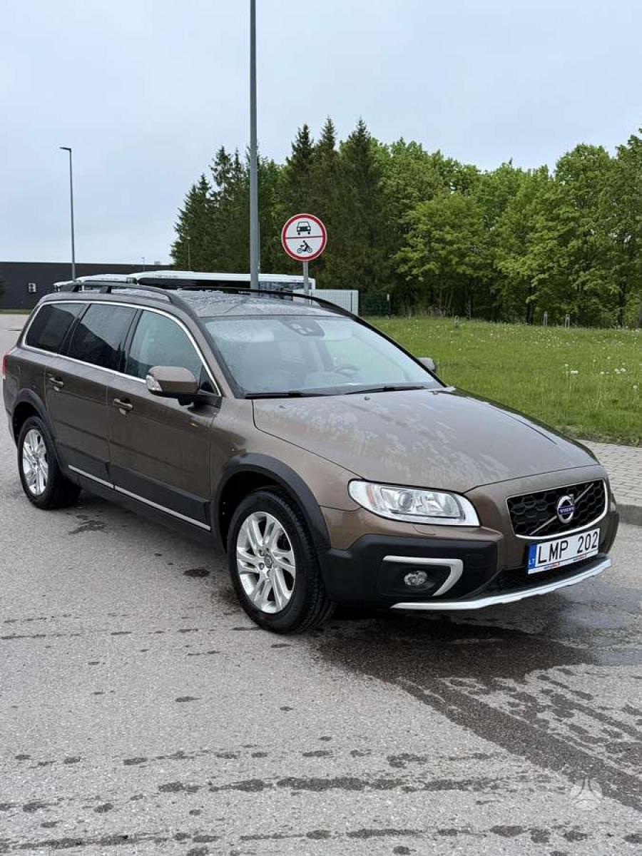 Brūns Volvo XC70 2014 Ukmergė, ar dzinēja tilpumu 1.97 L un nobraukumu 268 tūkst. km par 7800 €, foto 4 vietnē AUTOMOTO.COM.LV