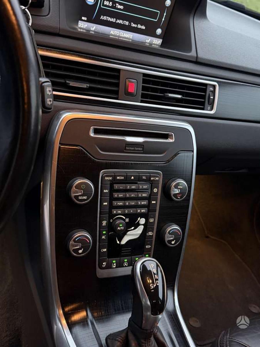 Brūns Volvo XC70 2014 Ukmergė, ar dzinēja tilpumu 1.97 L un nobraukumu 268 tūkst. km par 7800 €, foto 20 vietnē AUTOMOTO.COM.LV