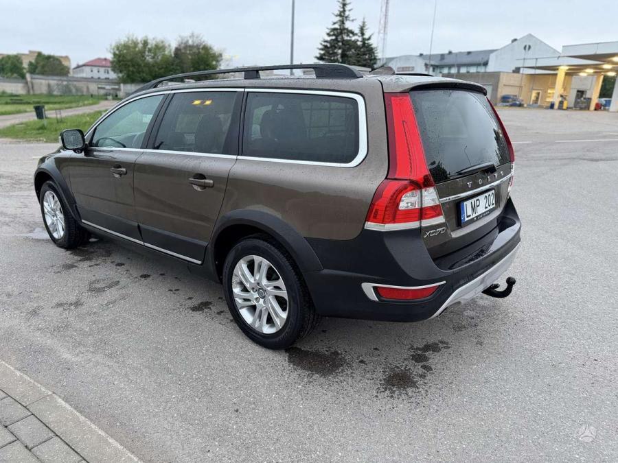 Brūns Volvo XC70 2014 Ukmergė, ar dzinēja tilpumu 1.97 L un nobraukumu 268 tūkst. km par 7800 €, foto 21 vietnē AUTOMOTO.COM.LV