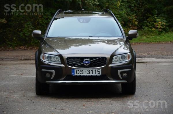 Brūns Volvo XC70 2014 Rīga, ar dzinēja tilpumu 2.40 L un nobraukumu 366 tūkst. km par 11990 €, foto 3 vietnē AUTOMOTO.COM.LV